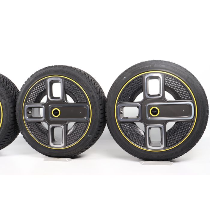 MINI Velgen met Winterbanden F56 F55 F57 17 Inch Styling Electric Power ...