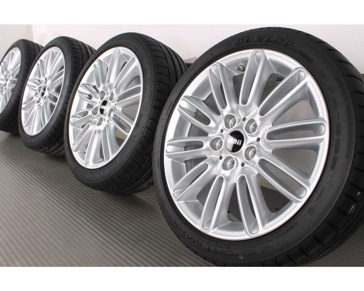 Original Mini Cooper F55 F56 F57 17 Zoll Sommerradsatz Tentacle Spoke 500 silber