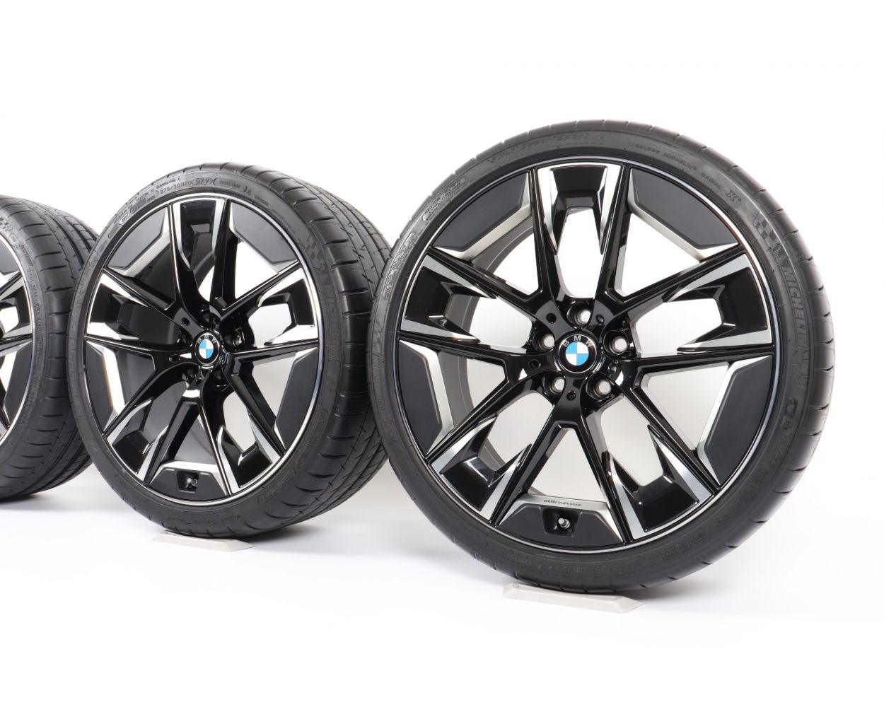 BMW Sommerkompletträder 5er G30 G31 20 Zoll Styling 1001i V-Speic