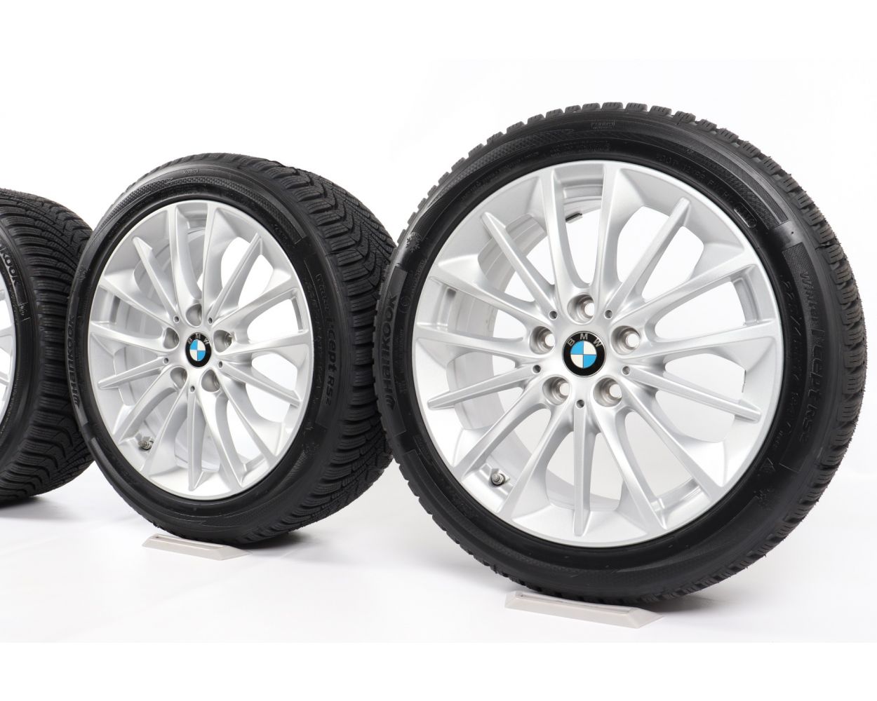 BMW Sommerkompletträder 1er F40 2er F44 17 Zoll Styling 546 Vielspeiche