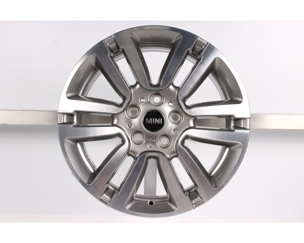 1x Original MINI F55 F56 F57 17 Zoll Alufelge 497 Seven Spoke Bic